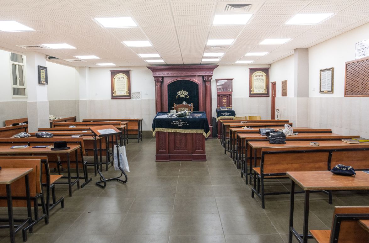 What Is a Seminary? [5 Questions Answered] - Best Bible Commentaries